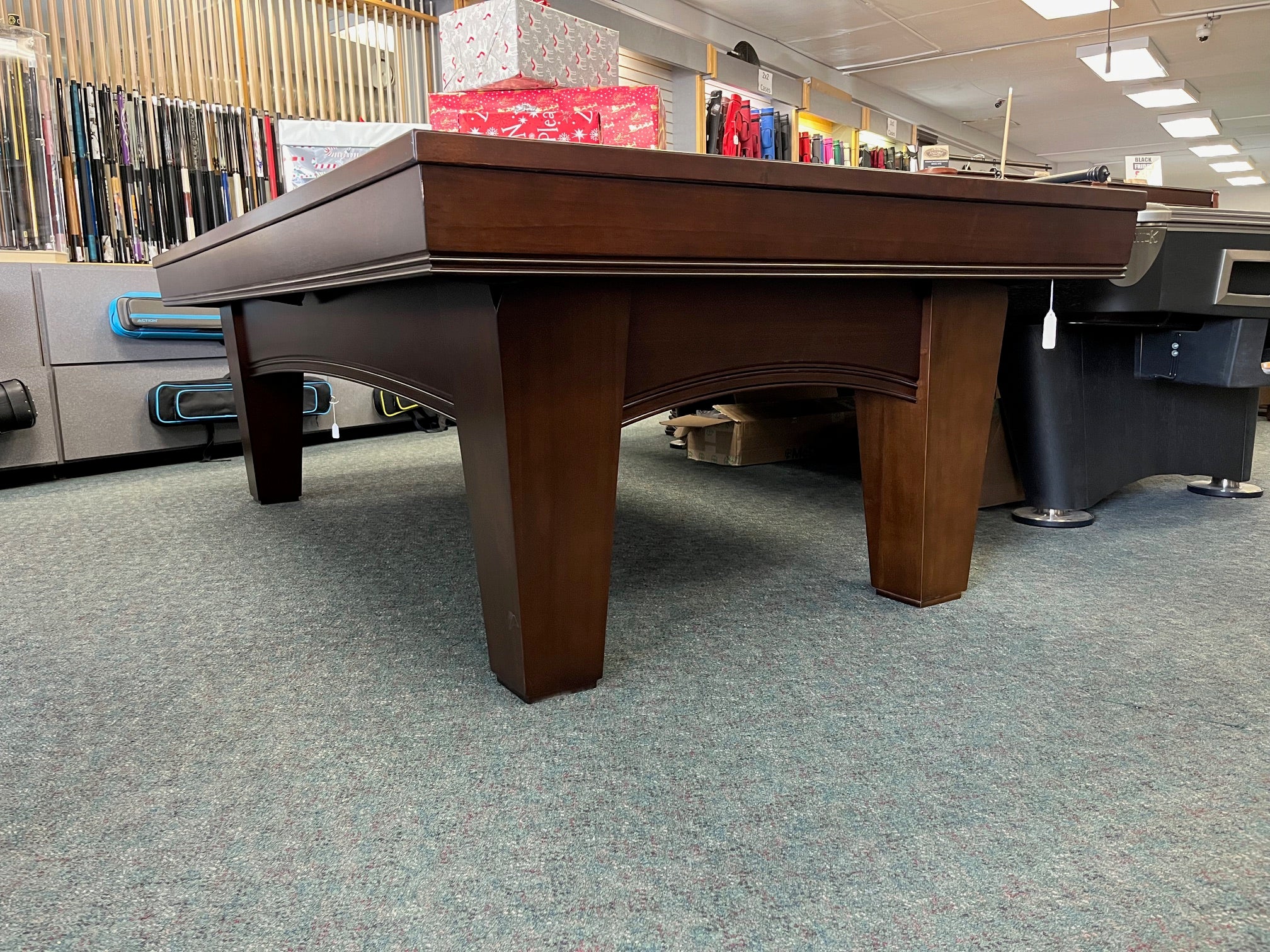 8 Reasons Why You Should Buy a Pro-Am Pool Table | Diamond Billiards