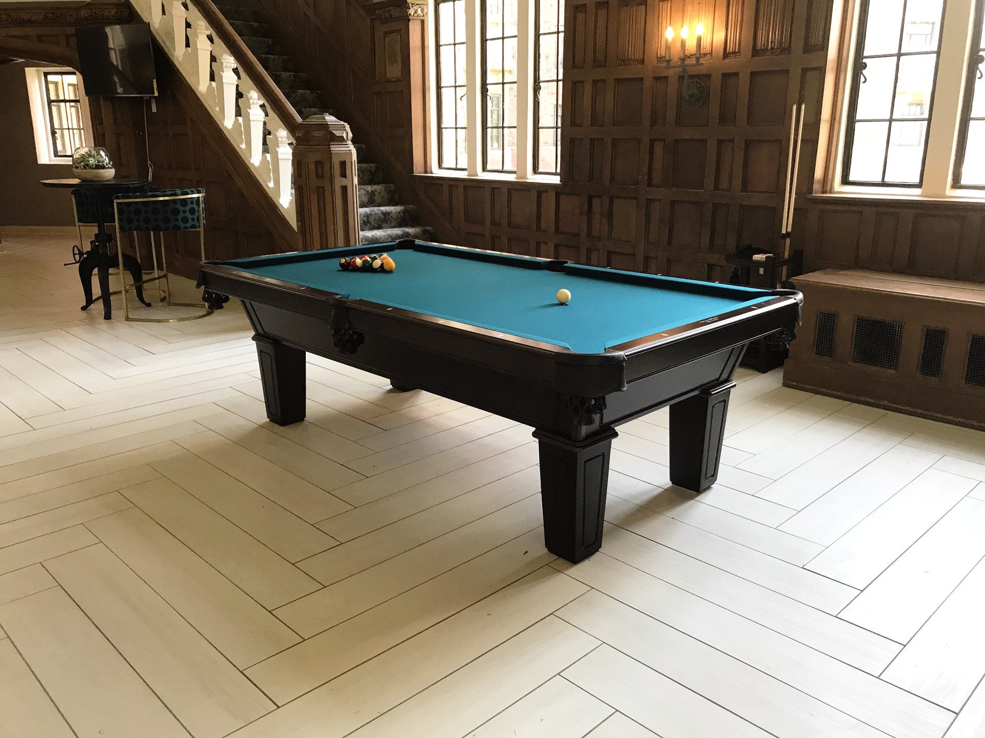 Savona Pool Table
